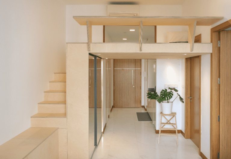 6 Living Spaces Featuring Japanese-Inspired Raised Platform Designs ...