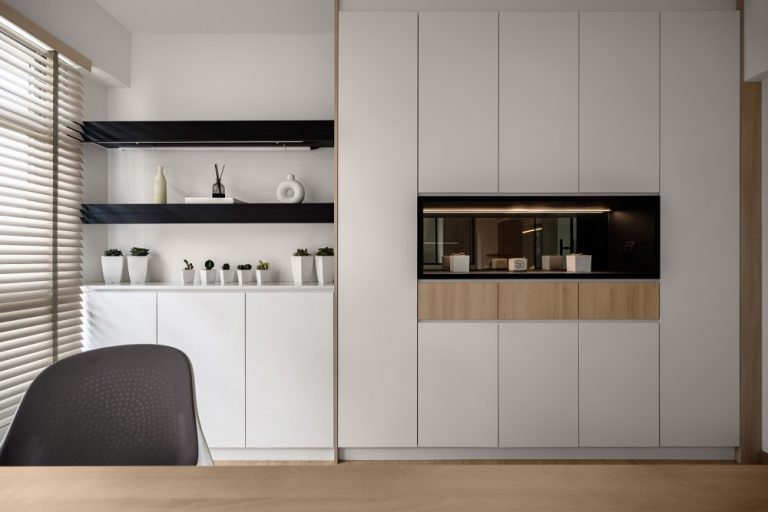 6 Home Designs That Are All About The Clean, White Aesthetic - Hometrust