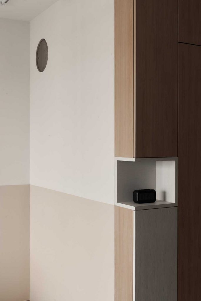 Entrancing Entryways: 6 Stunning Entryways To Wow Your Guests - Hometrust