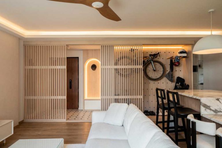 6 Living Spaces Featuring Japanese-Inspired Raised Platform Designs ...